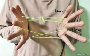 How To Play Cat’s Cradle: Visual And Video Tutorials - Little Day Out