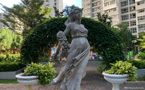 Forfar Heights Playground: Netted Play Spot In The Corner - Little Day Out