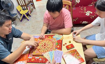Monopoly Chinese New Year Celebration Edition: Fortune & Favour Around ...