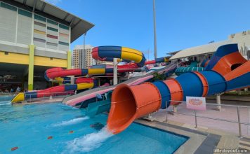 Sengkang Swimming Complex's Amazing Water Slides At ActiveSG Sengkang ...